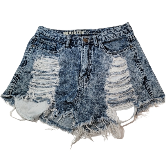 Machine | Shorts | Machine Pour Neuf Mode Distressed Jean Booty Mini ...